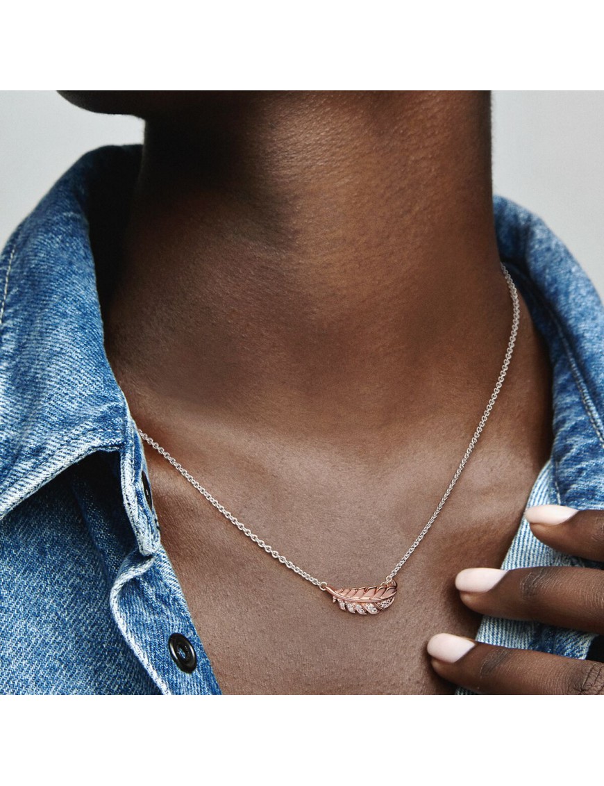 Collar de Pandora Pluma Curvada Flotante en Dos Tonos 382575C01-45.